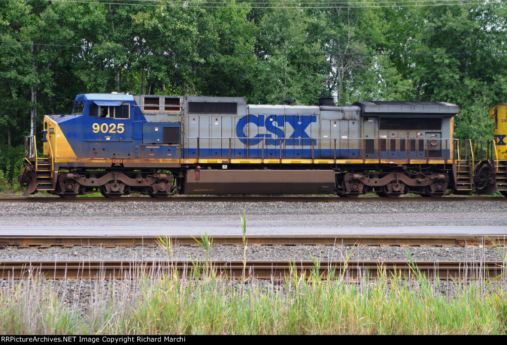 CSX 9025